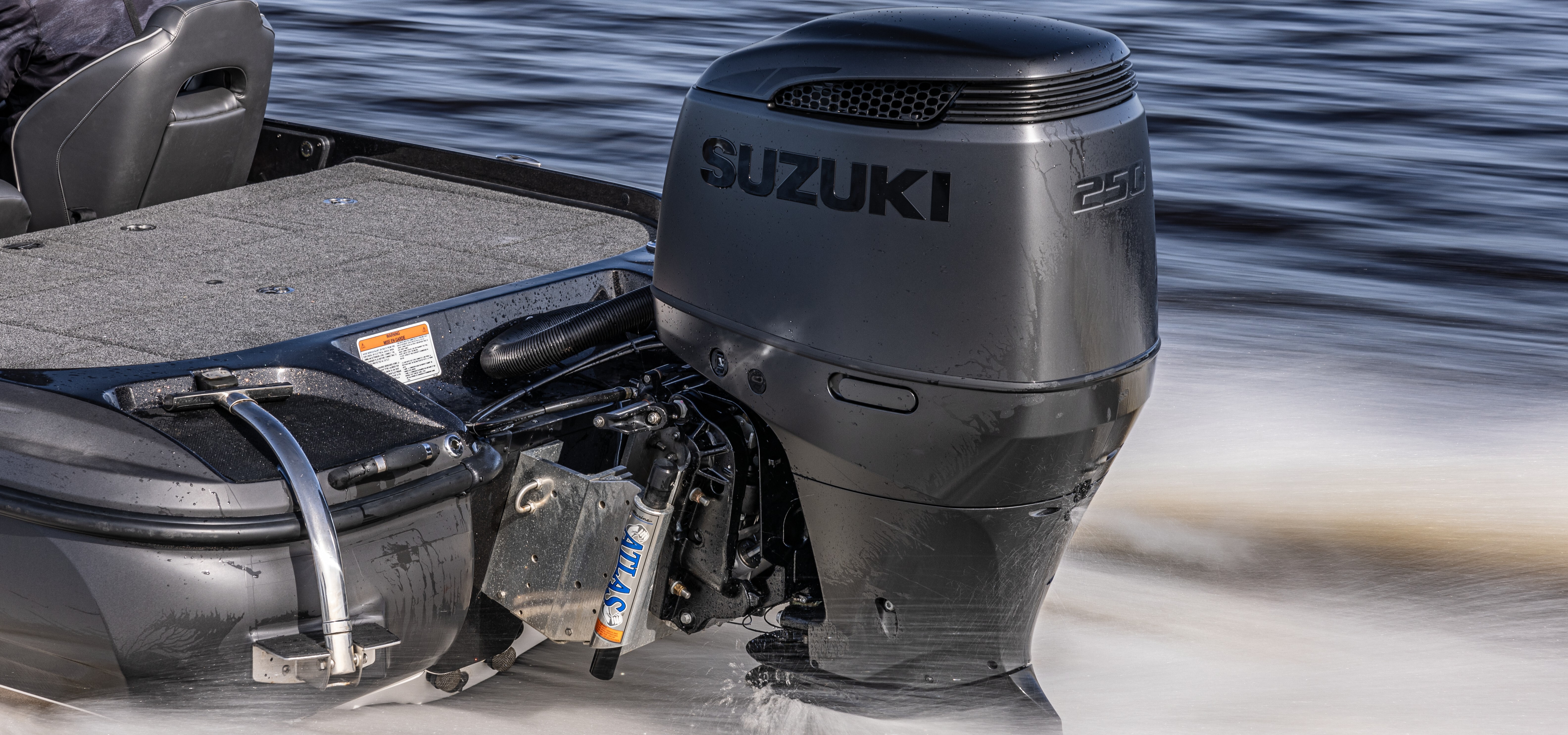 How To Operate a Suzuki Outboard Motor: A Beginner’s Guide